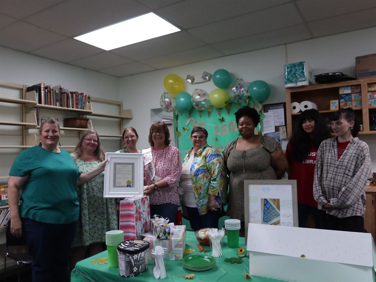 Eustis Memorial Library Hosts Retirement Party for Longtime Employee - Eustis FL